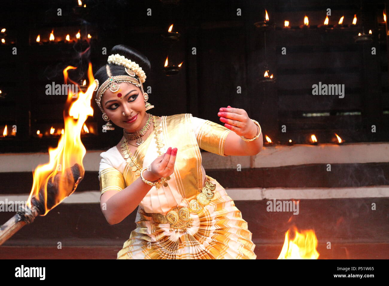 Mohiniyattam Dance Hd