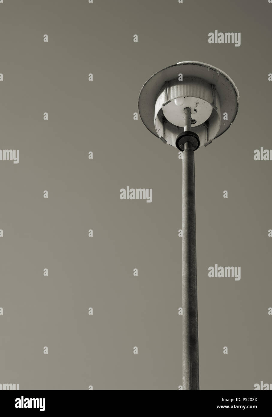 Roadside illumination hi-res stock photography and images - Alamy