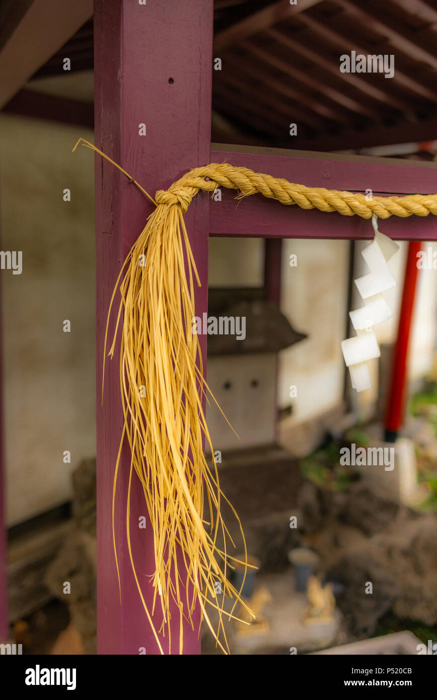 Details in a Shintoist shrine in Tokyo - 5 Stock Photo - Alamy