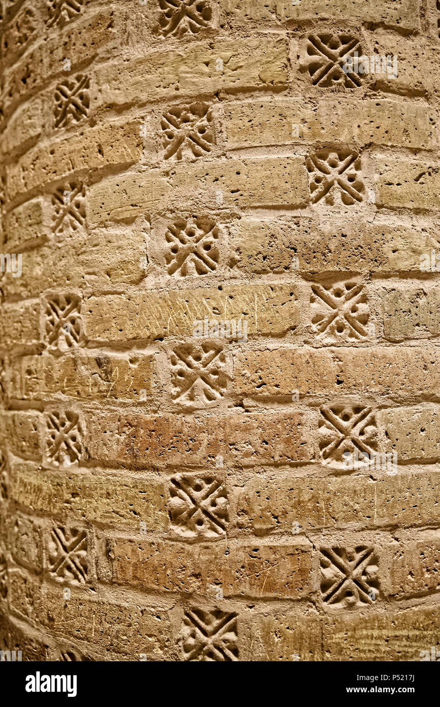 Isfahan Old Mosque detail Stock Photo - Alamy