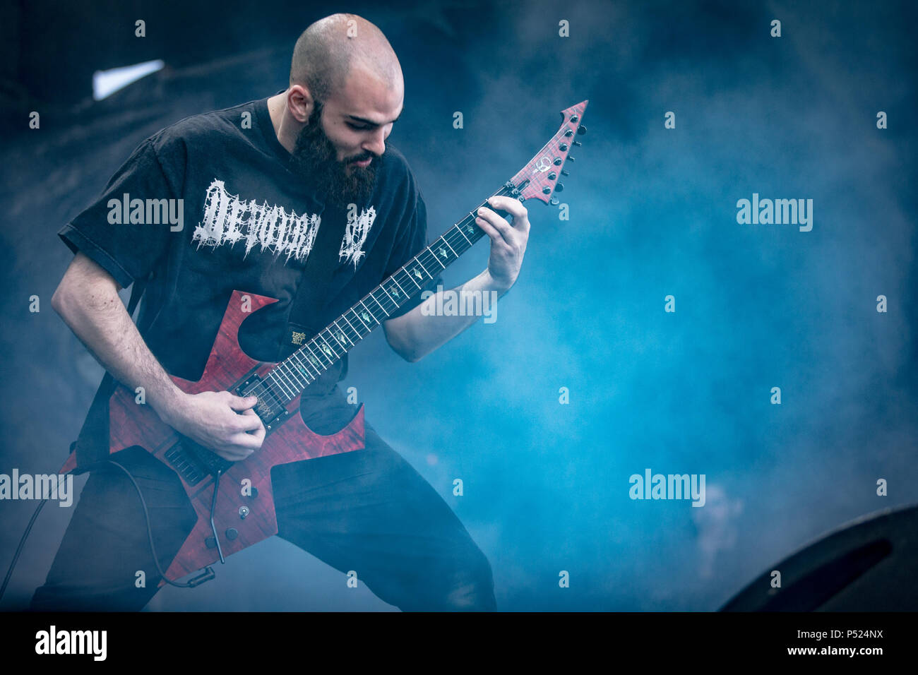 Suffocation band hi-res stock photography and images - Alamy