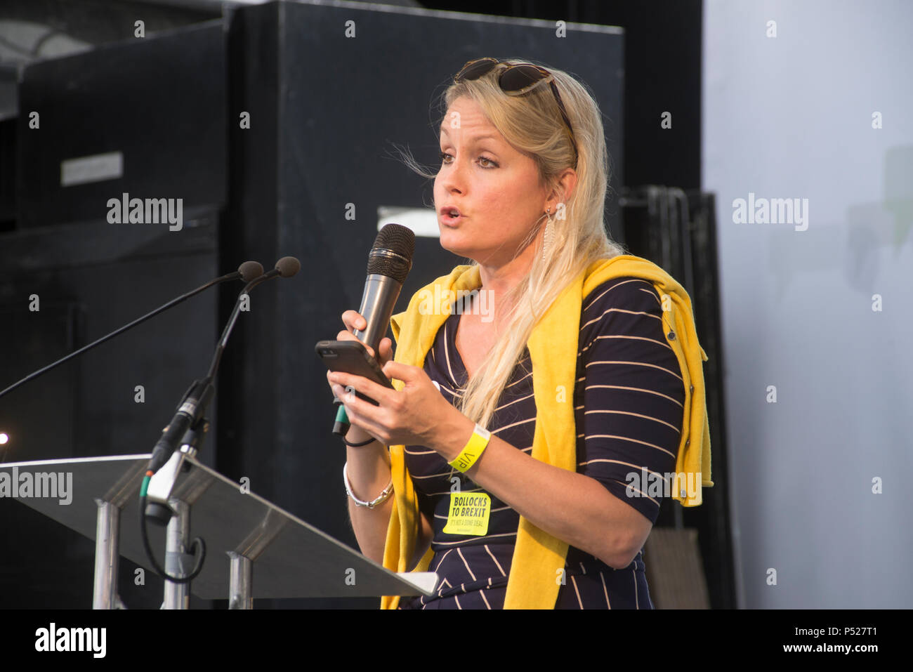 Dr lauren hi-res stock photography and images - Alamy