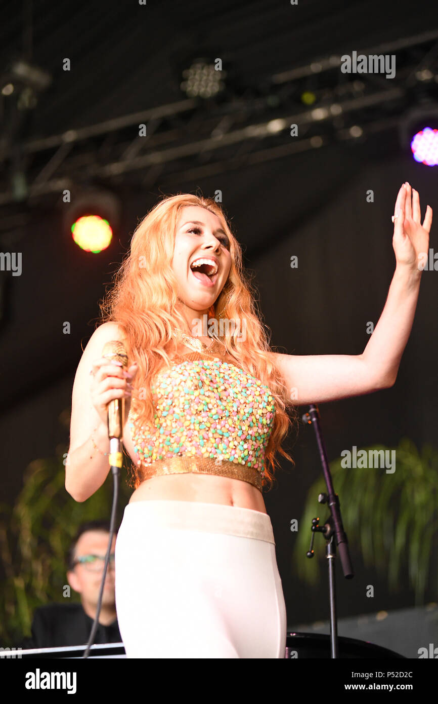 Pasadena, CA, USA. 23rd June, 2018. Guest Singer Haley Reinhart, former ...