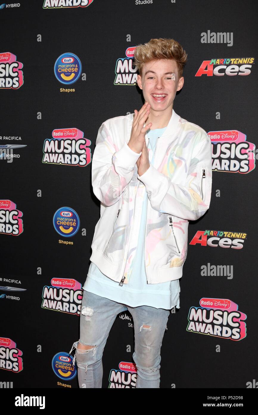 Mackenzie sol hi-res stock photography and images - Alamy