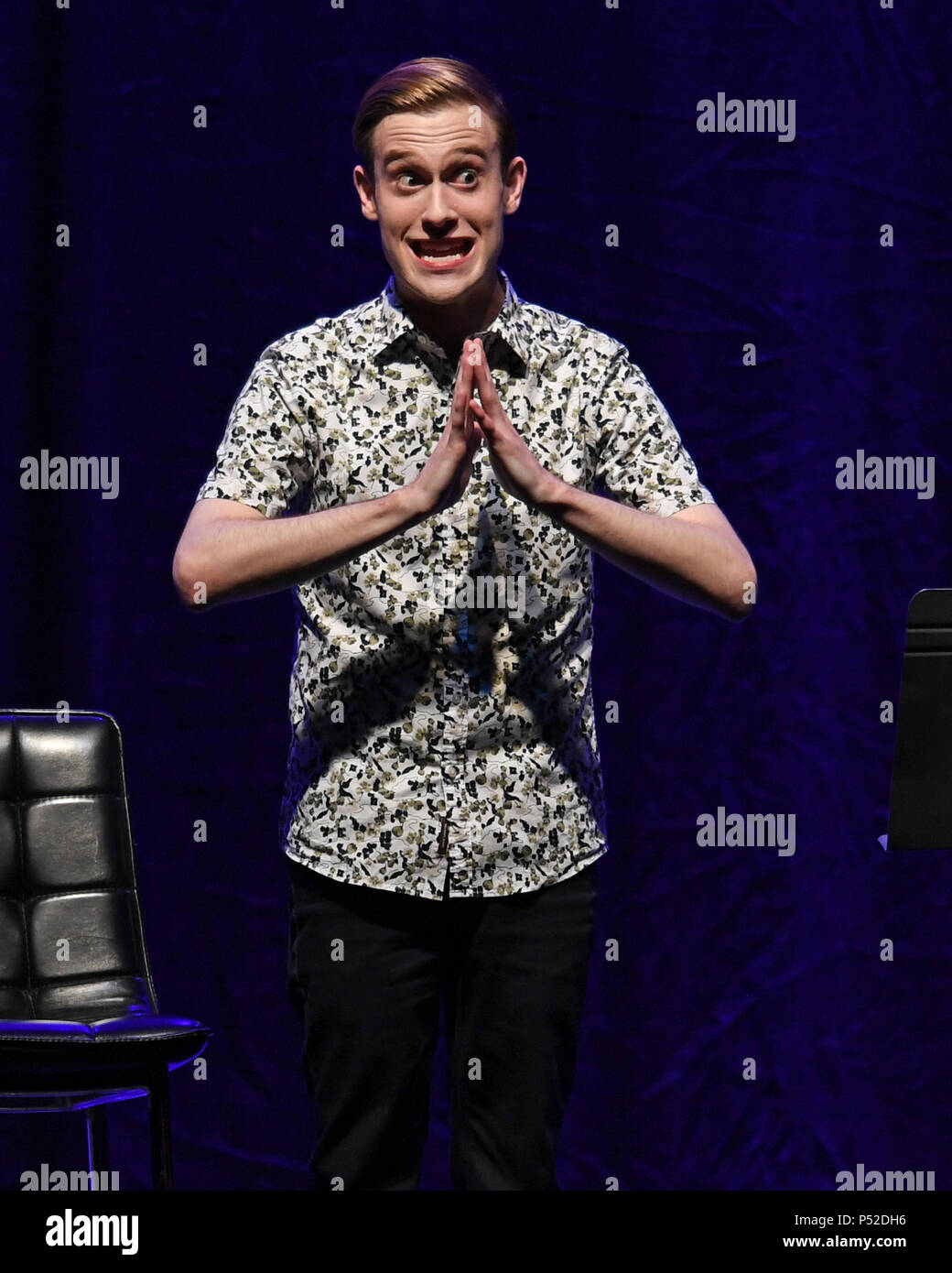 The hollywood medium tyler hi-res stock photography and images - Alamy