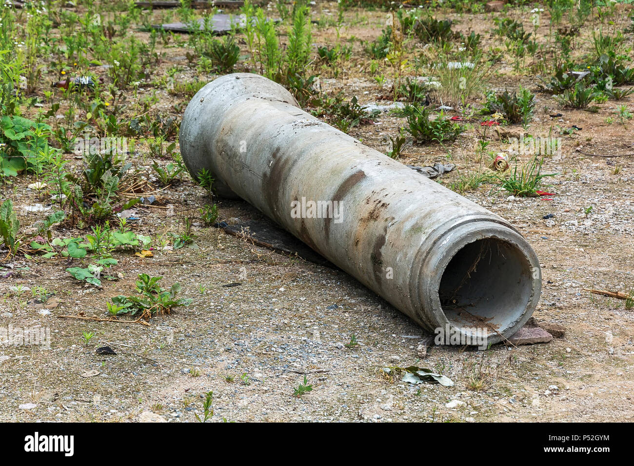 Large long pipe hi-res stock photography and images - Alamy