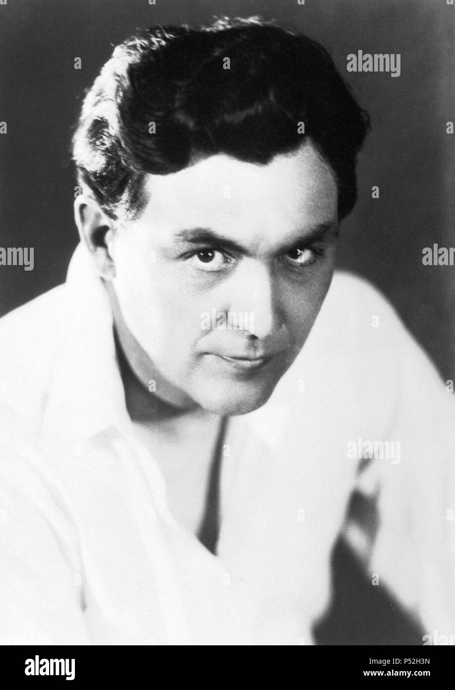 Victor young composer hi-res stock photography and images - Alamy