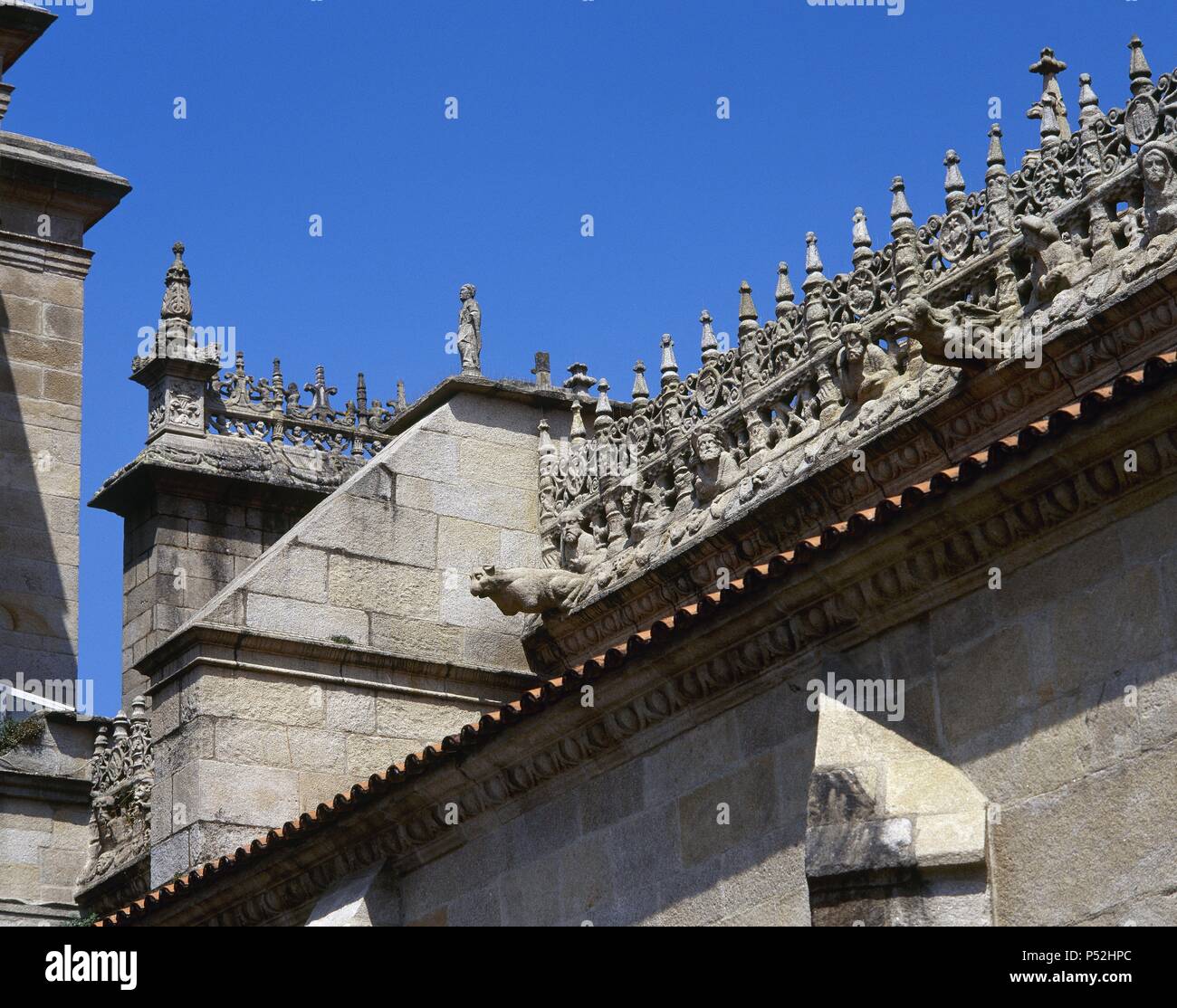 ARTE GOTICO. ESPAÑA. BASILICA DE SANTA MARIA LA MAYOR. Construida a ...