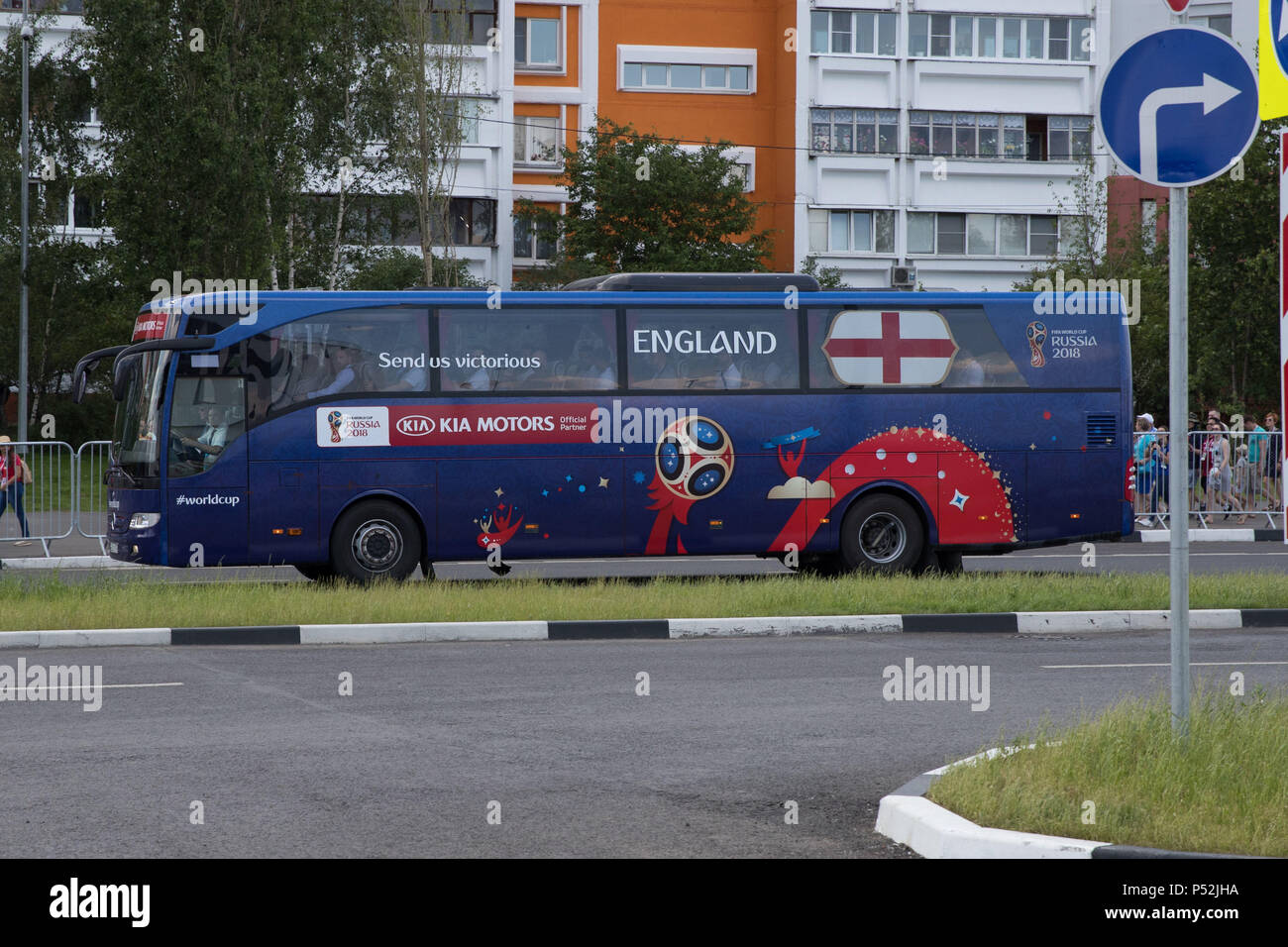 The england team bus hi-res stock photography and images - Alamy