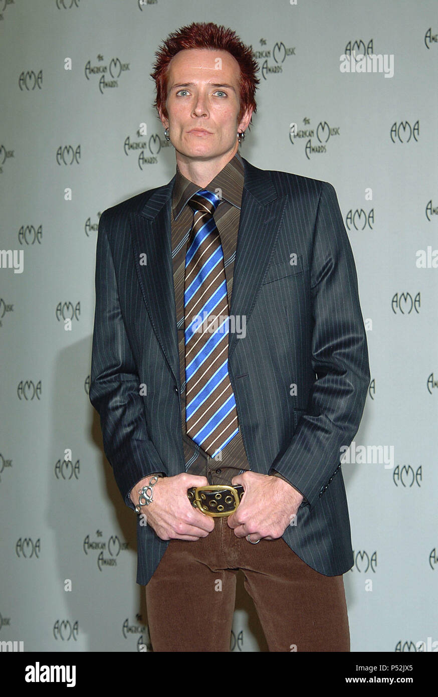 Scott Wealand (Stone Temple Pilot-Velvet Revolver) backstage at the ...