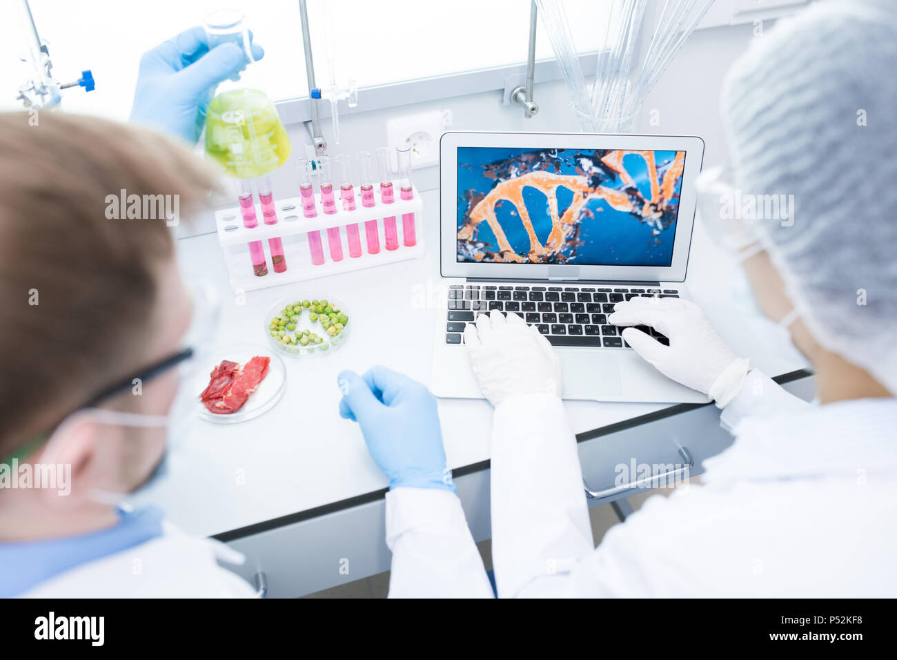 Microbiologists High Resolution Stock Photography and Images - Alamy
