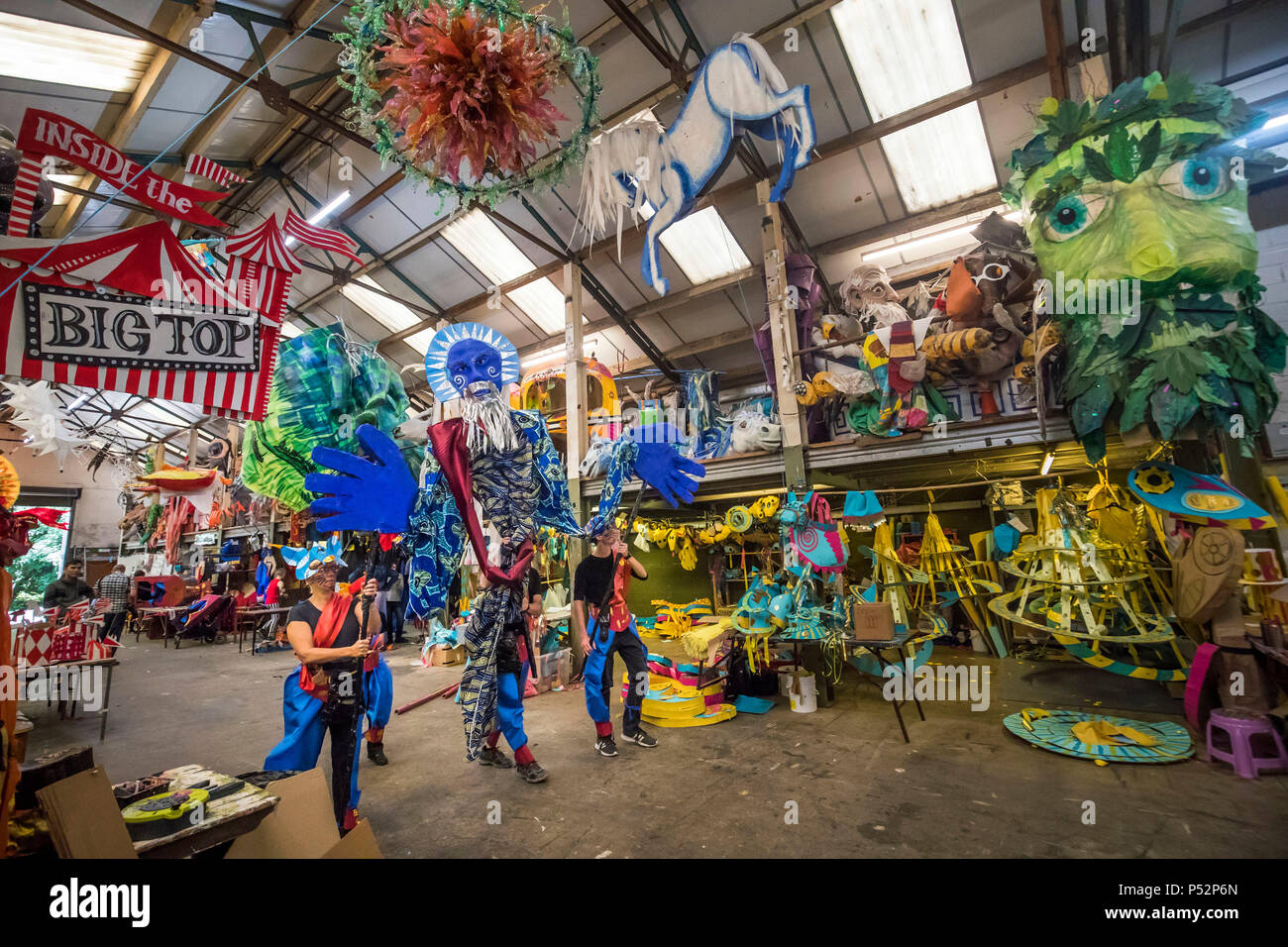 Costumes ahead handmade parade hi-res stock photography and images - Alamy