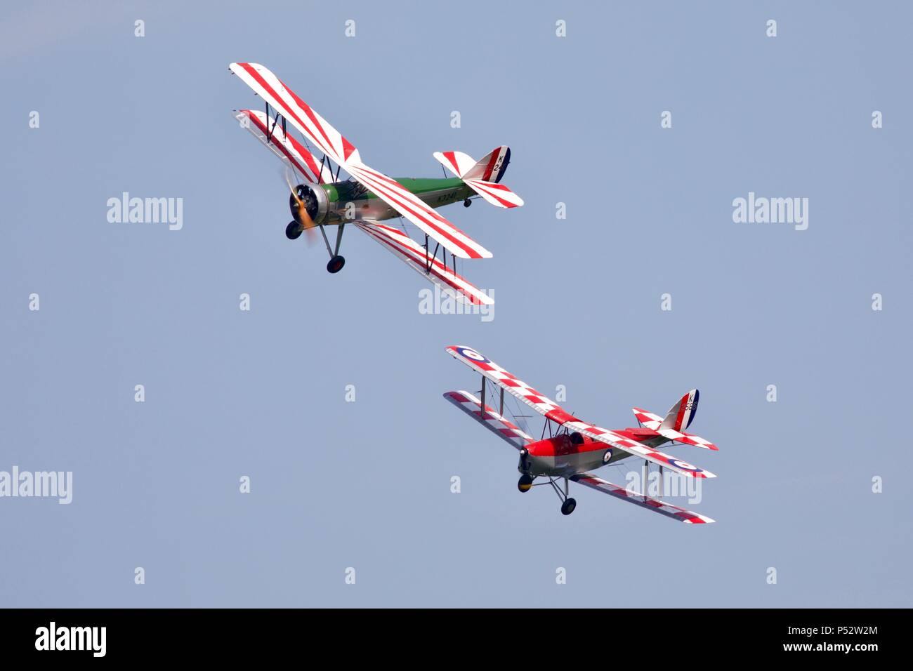 1931 Avro 621 Tutor (K3241) and a 1931 DH82a Tiger Moth flying together ...