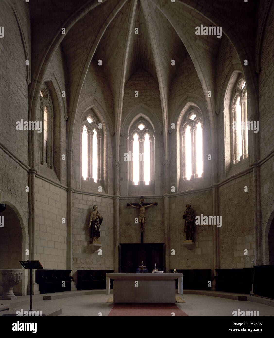 ABSIDE DE LA IGLESIA DE SAN PEDRO - SIGLO XIV - GOTICO ESPAÑOL ...