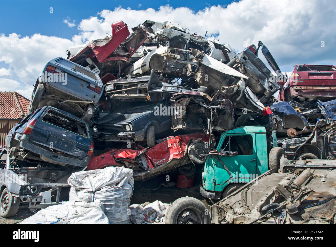 Vehicle industry hi-res stock photography and images - Alamy