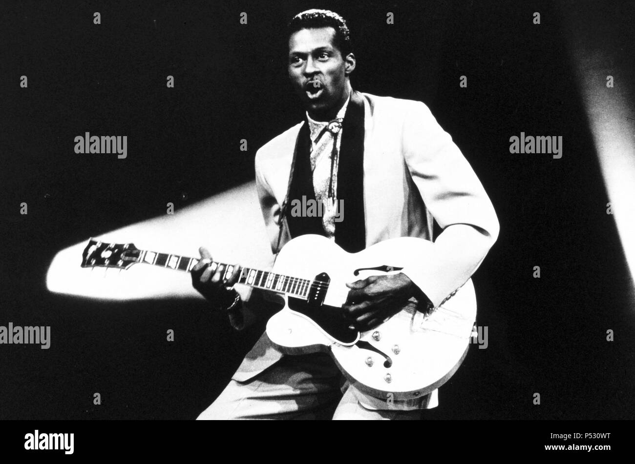 Chuck Berry, 1958. Fox Theatre, Brooklyn Stock Photo - Alamy