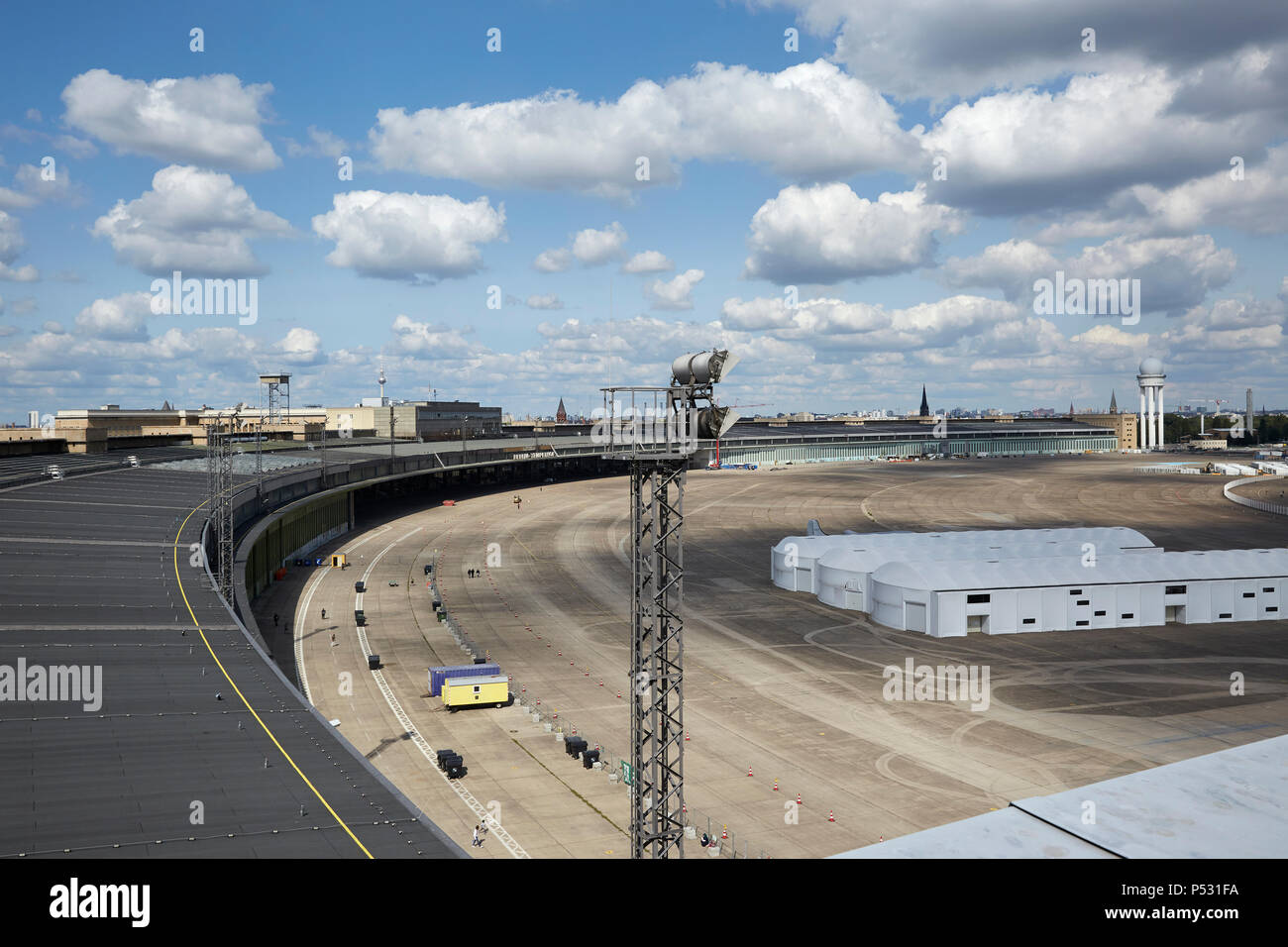 Western head building hi-res stock photography and images - Alamy