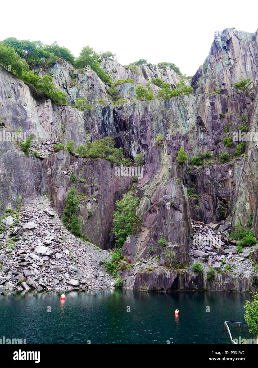 Hidden slate cavern at Llanberis north Wales Stock Photo - Alamy