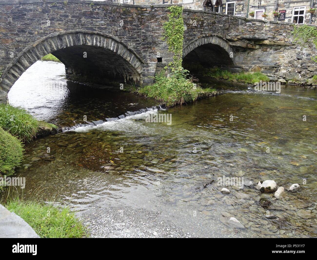 old bridge in bedgellert Stock Photo - Alamy