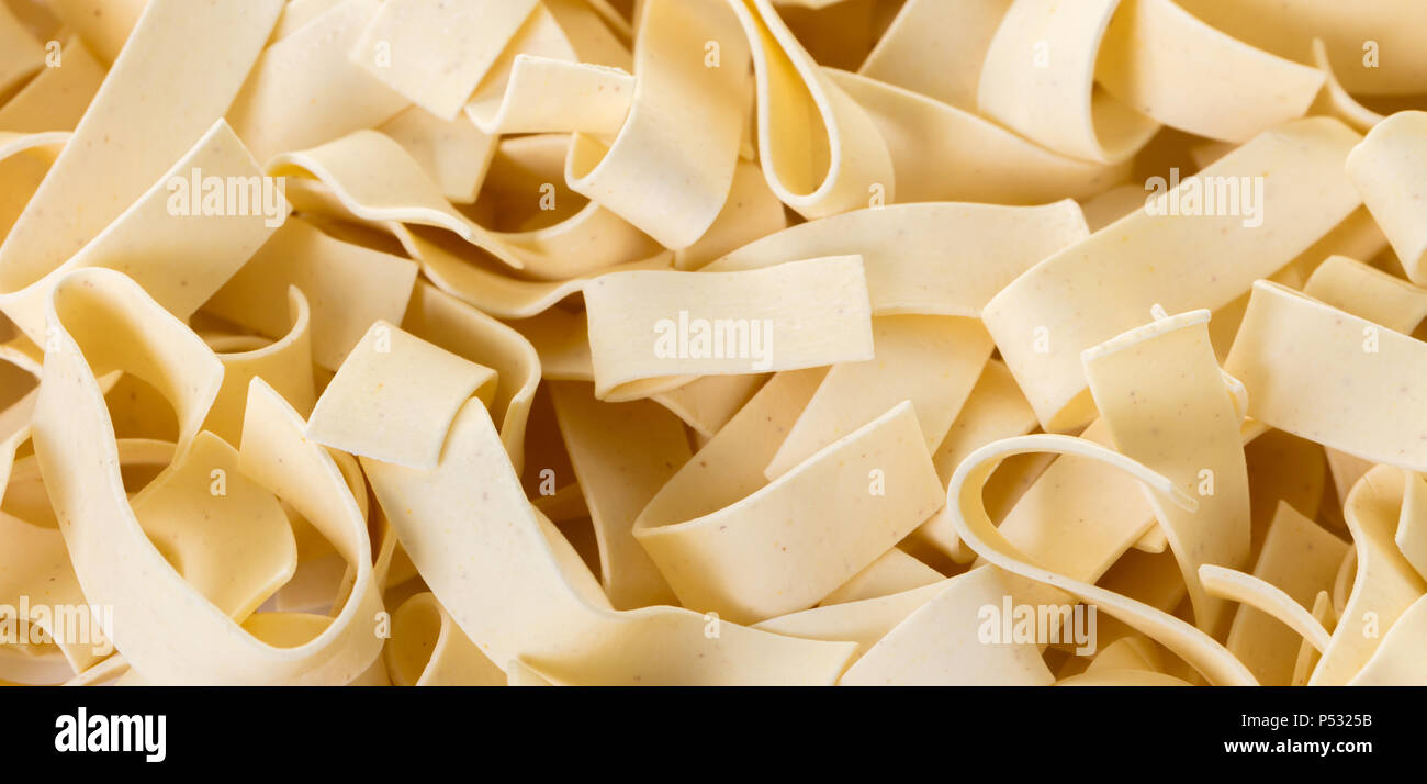 food background texture raw pasta closeup Stock Photo - Alamy