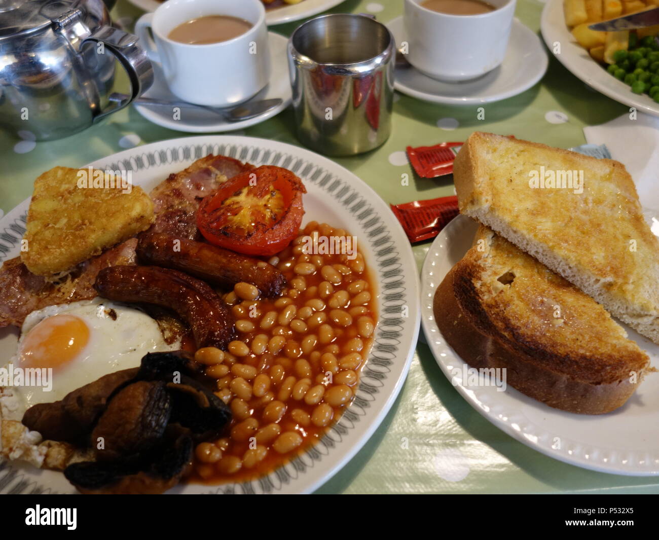 Full English breakfast Stock Photo - Alamy