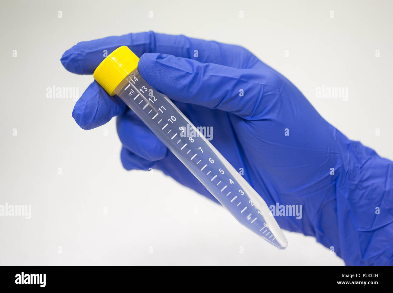 Hand sample hi-res stock photography and images - Alamy