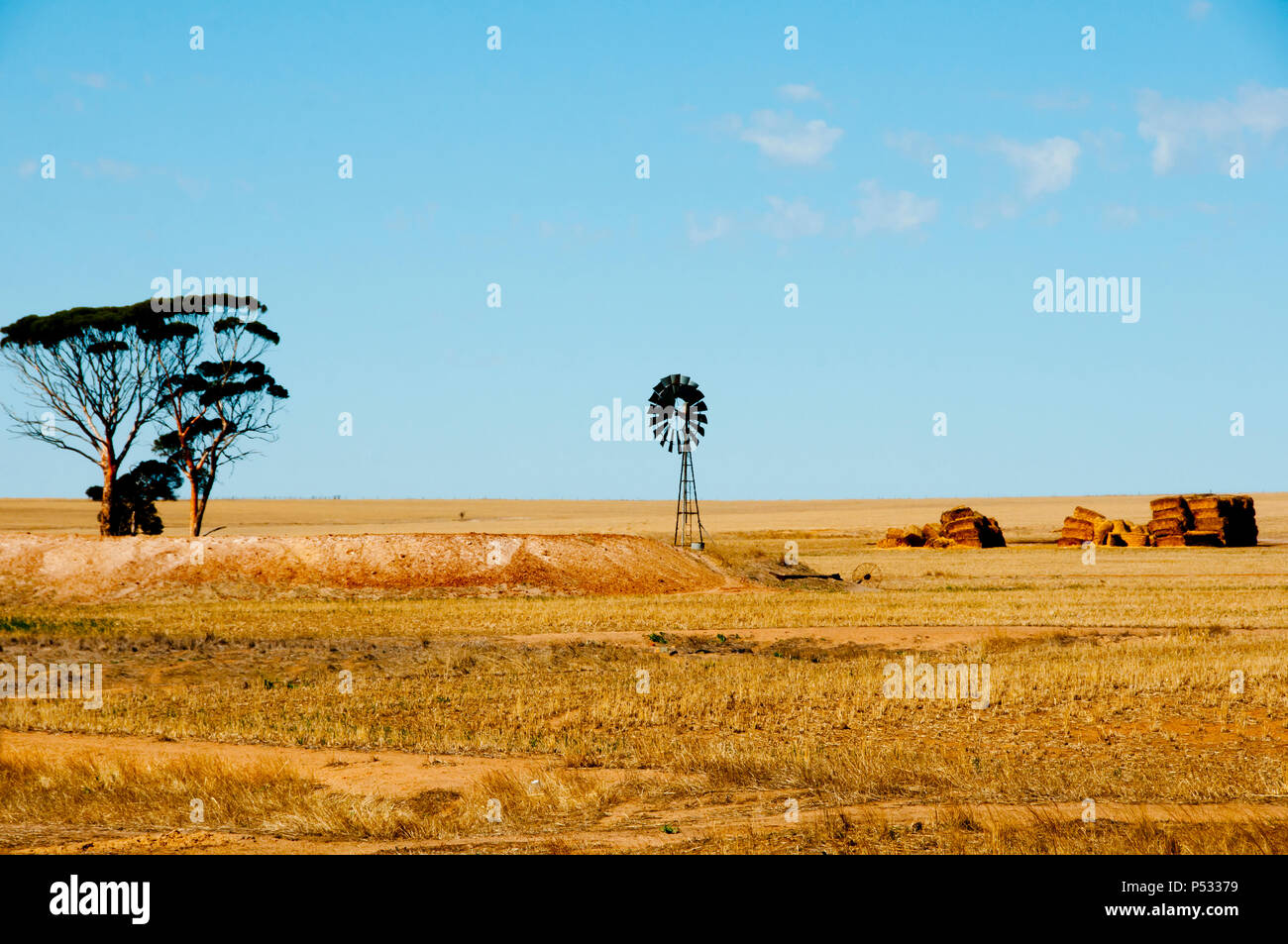 Harvested Wheat Fields - Australia Stock Photo - Alamy