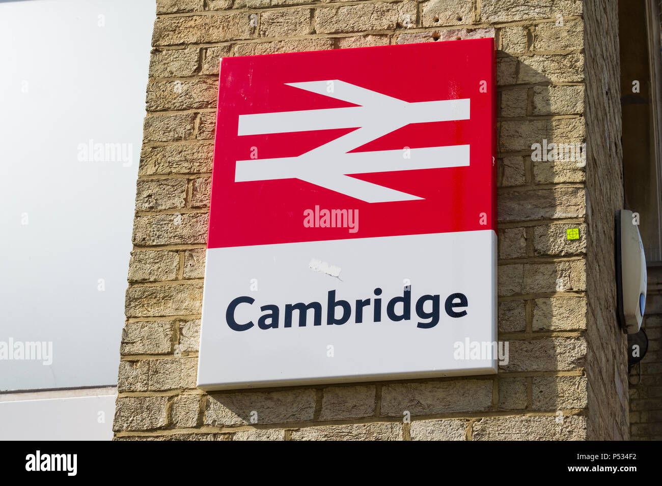 Railway station cambridge hi-res stock photography and images - Alamy