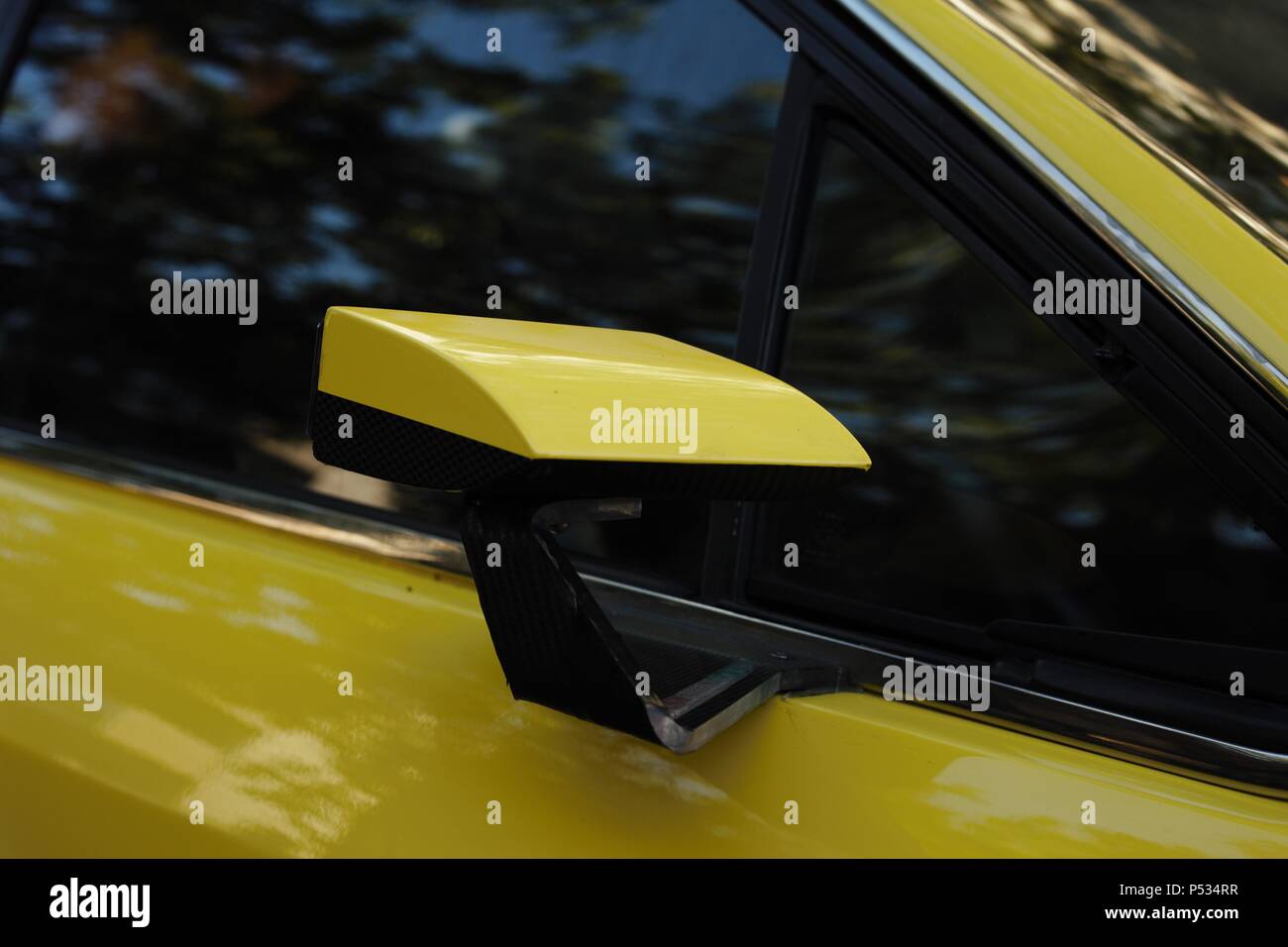 Car shapes hi-res stock photography and images - Alamy