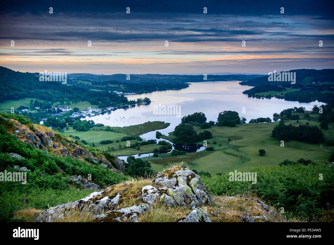 Classic view of Lake Windermere from Loughrigg Fell, Ambleside, Lake ...