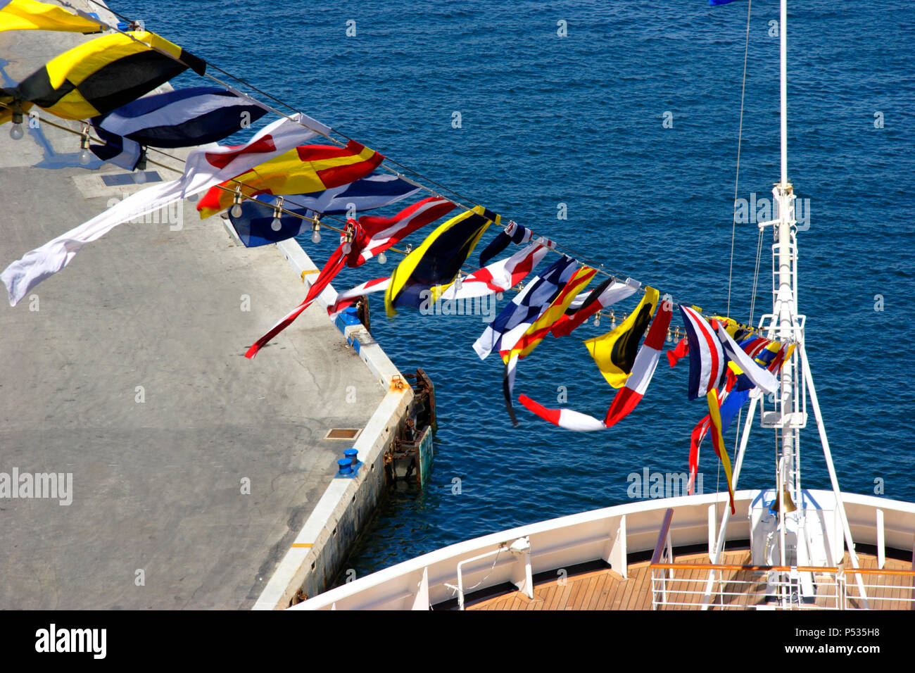 Mast ship maritime signal flags hi-res stock photography and images - Alamy