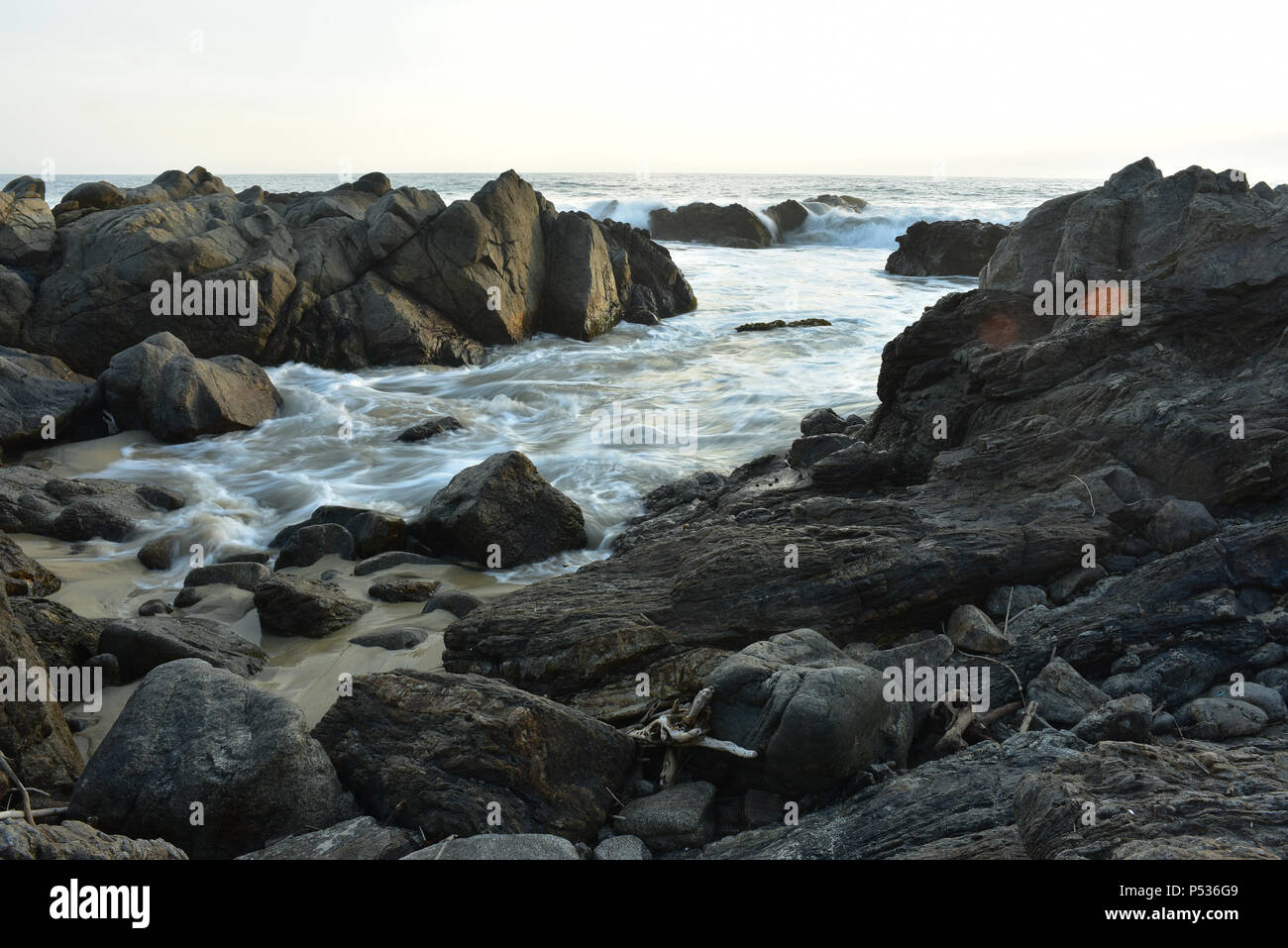 rocky Pacific Ocean shoreline Baja, Mexico Stock Photo - Alamy