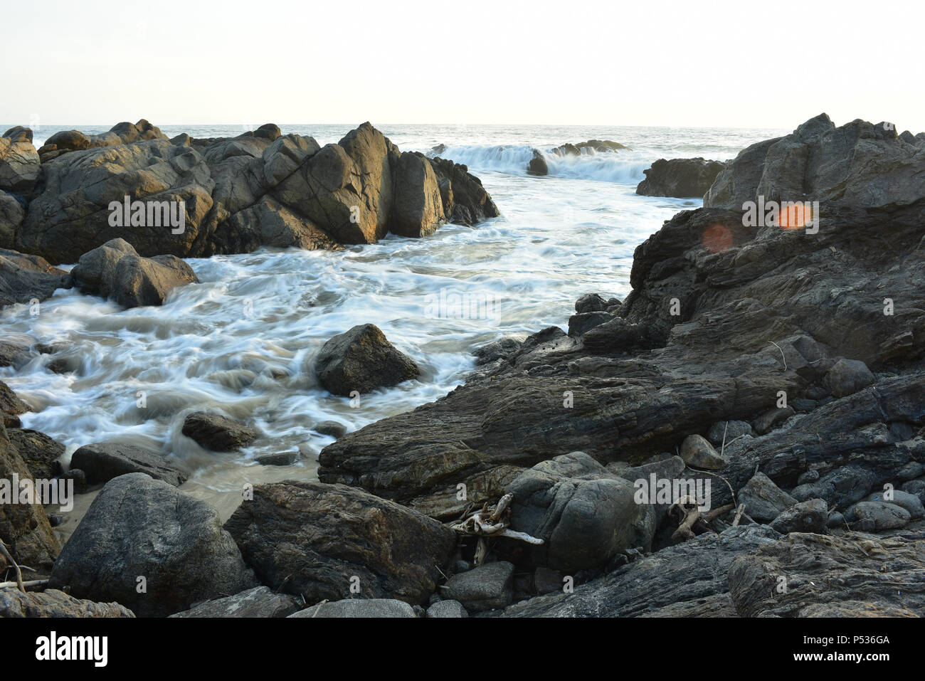 rocky Pacific Ocean shoreline Baja, Mexico Stock Photo - Alamy