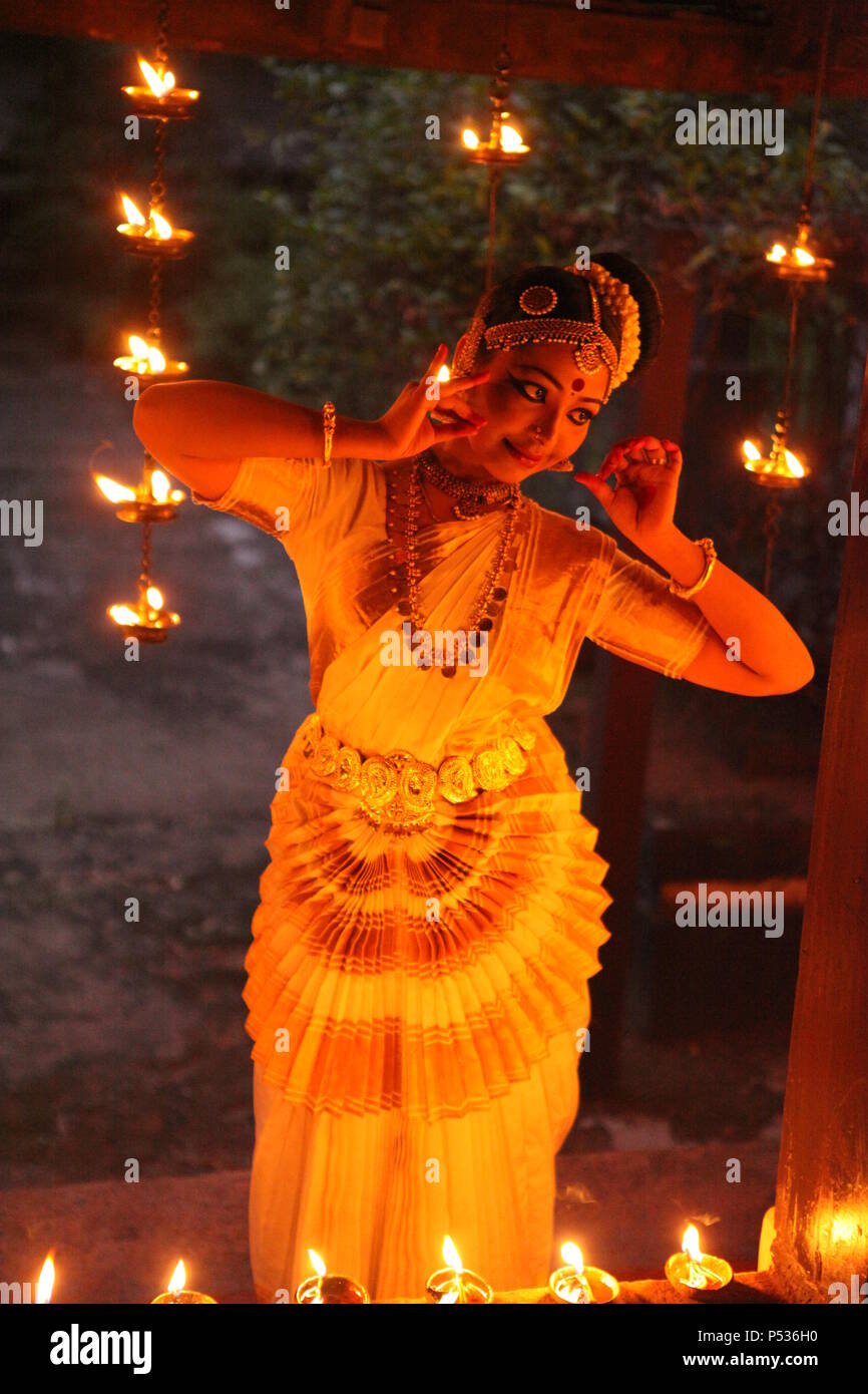 mohiniyattam is one of the eight classical dance forms of india,from ...