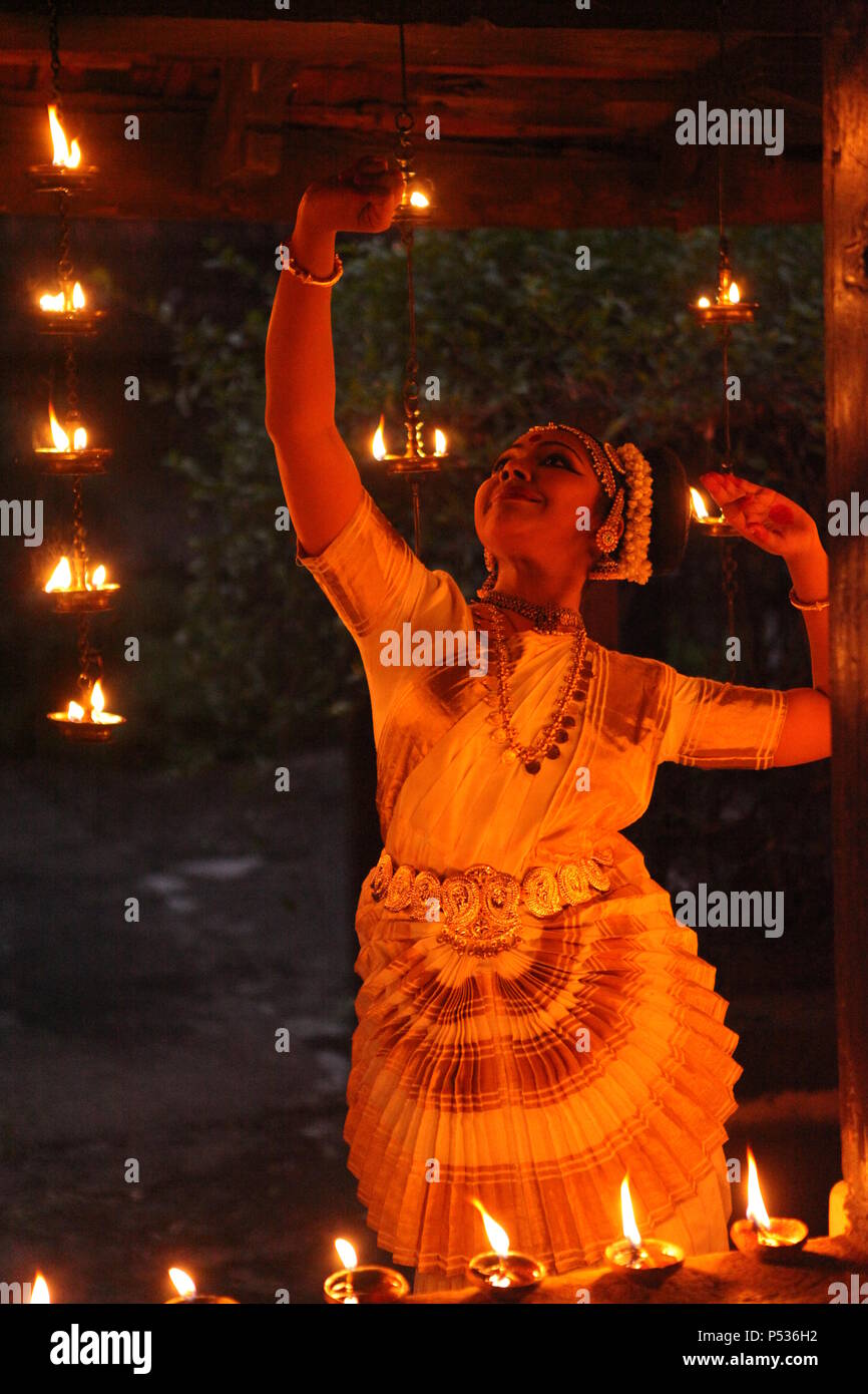 mohiniyattam is one of the eight classical dance forms of india,from ...