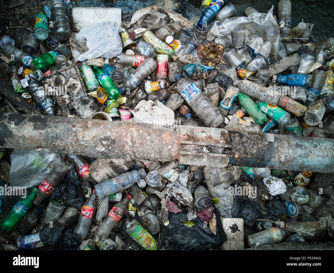 Single use plastics pile hi-res stock photography and images - Alamy