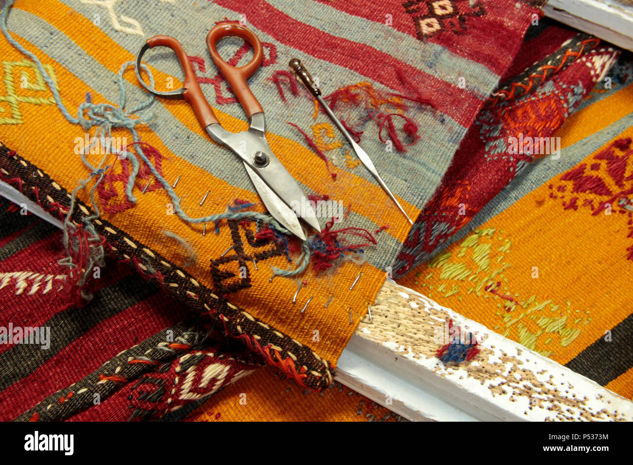 Rug making process hi-res stock photography and images - Alamy