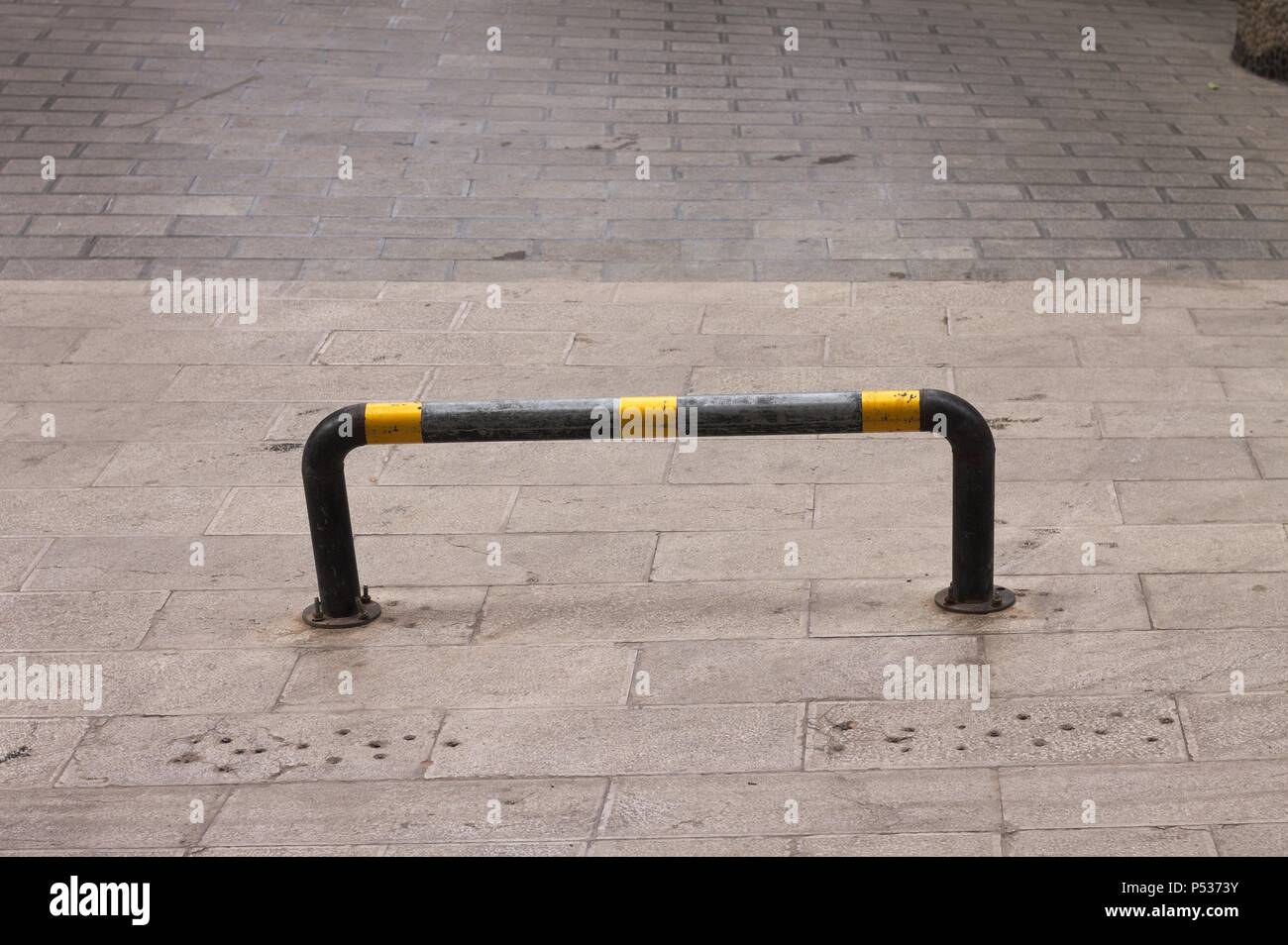 Chinese traffic bollard hi-res stock photography and images - Alamy
