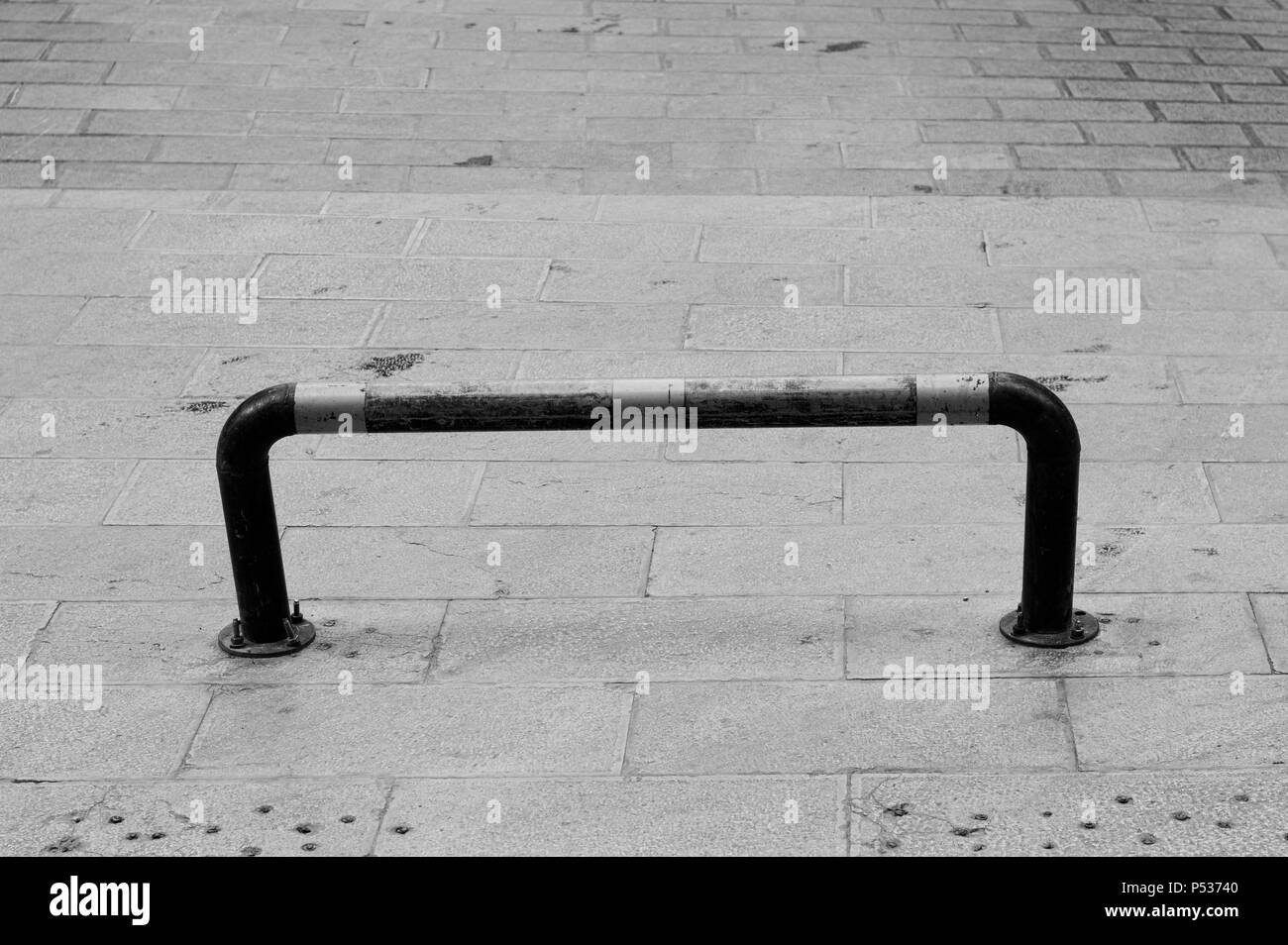 Chinese traffic bollard hi-res stock photography and images - Alamy