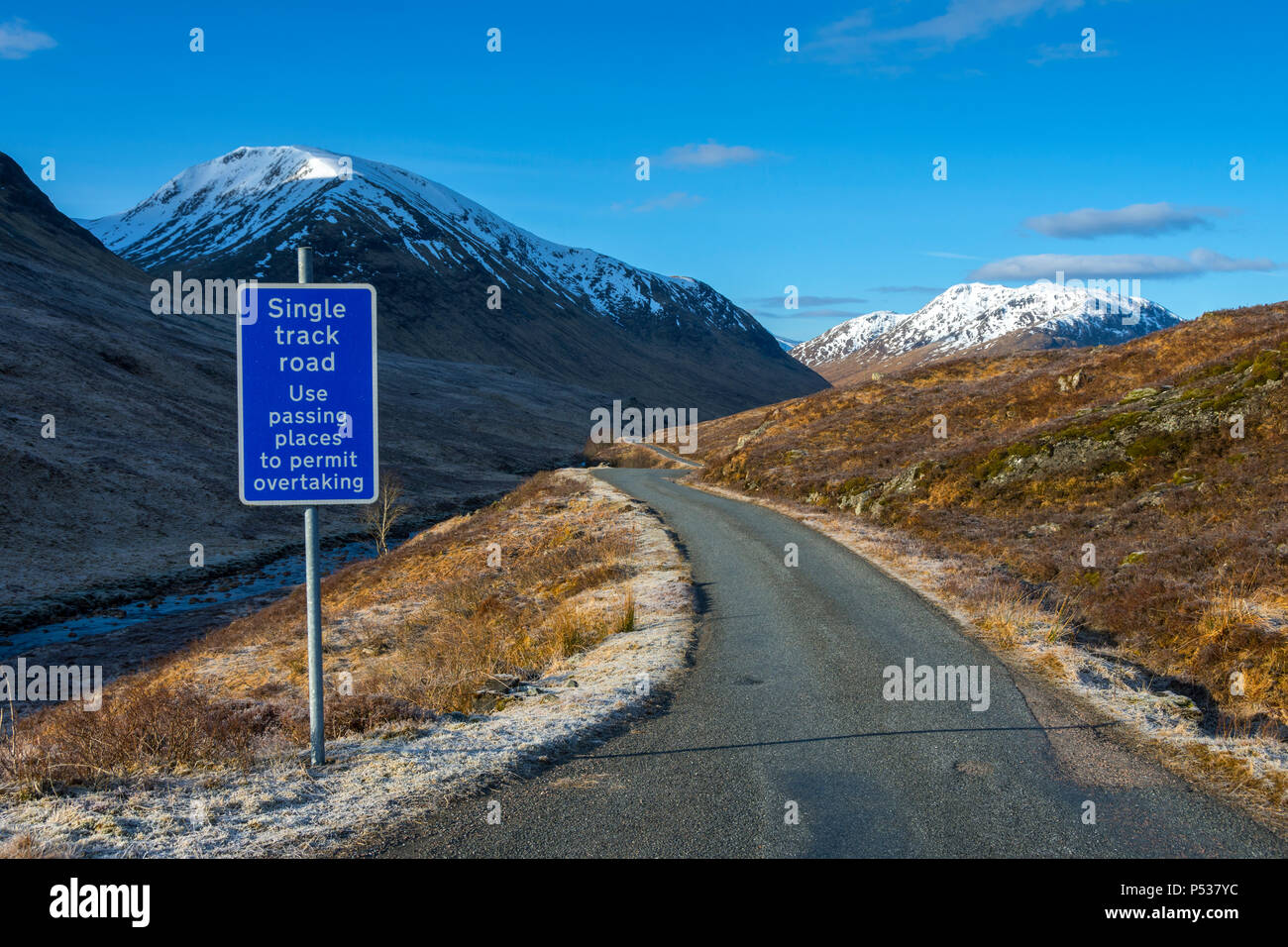 Scotland highlands sign hi-res stock photography and images - Alamy