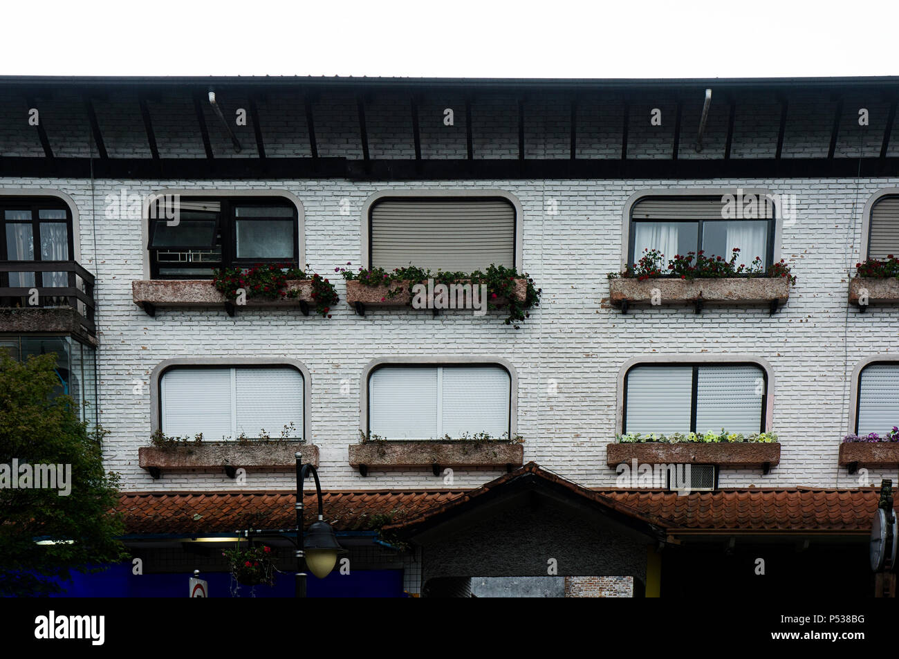 White bricks hi-res stock photography and images - Alamy