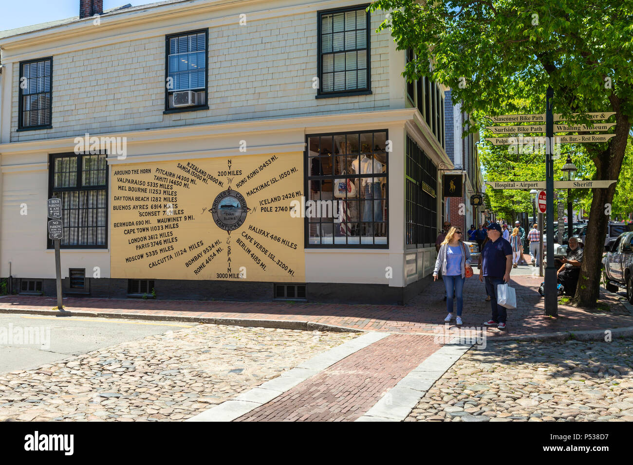Gardiner's corner with its compass rose mural on Main Street in ...