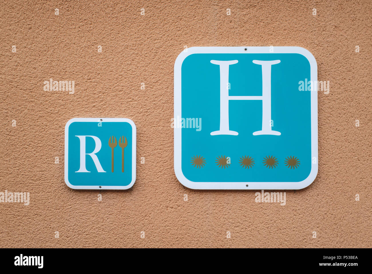 Five star hotel sign hi-res stock photography and images - Alamy