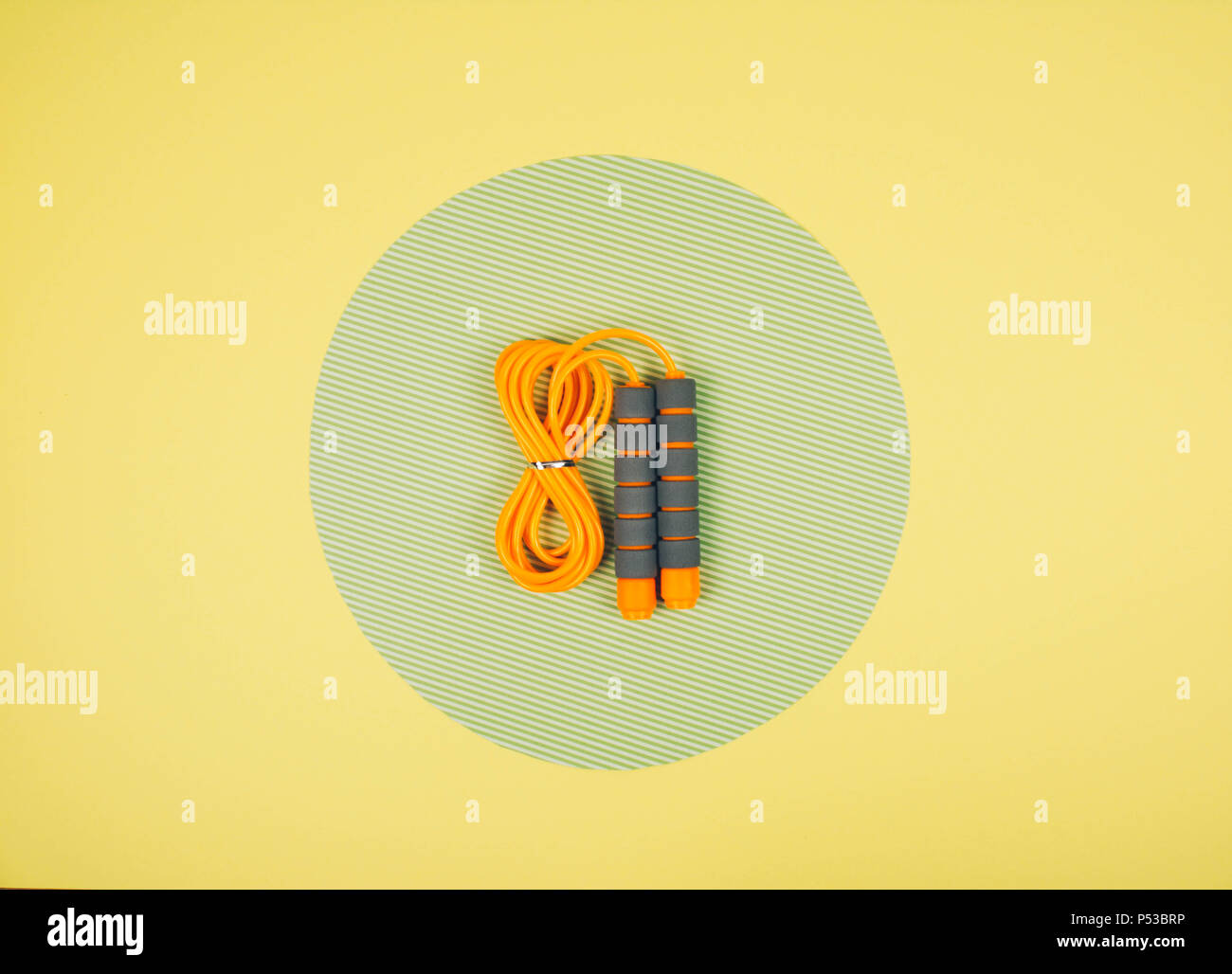 Orange background images hi-res stock photography and images - Alamy
