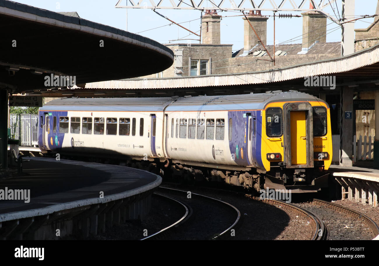 Class 156 super sprinter dmu in Northern livery arriving Carnforth ...