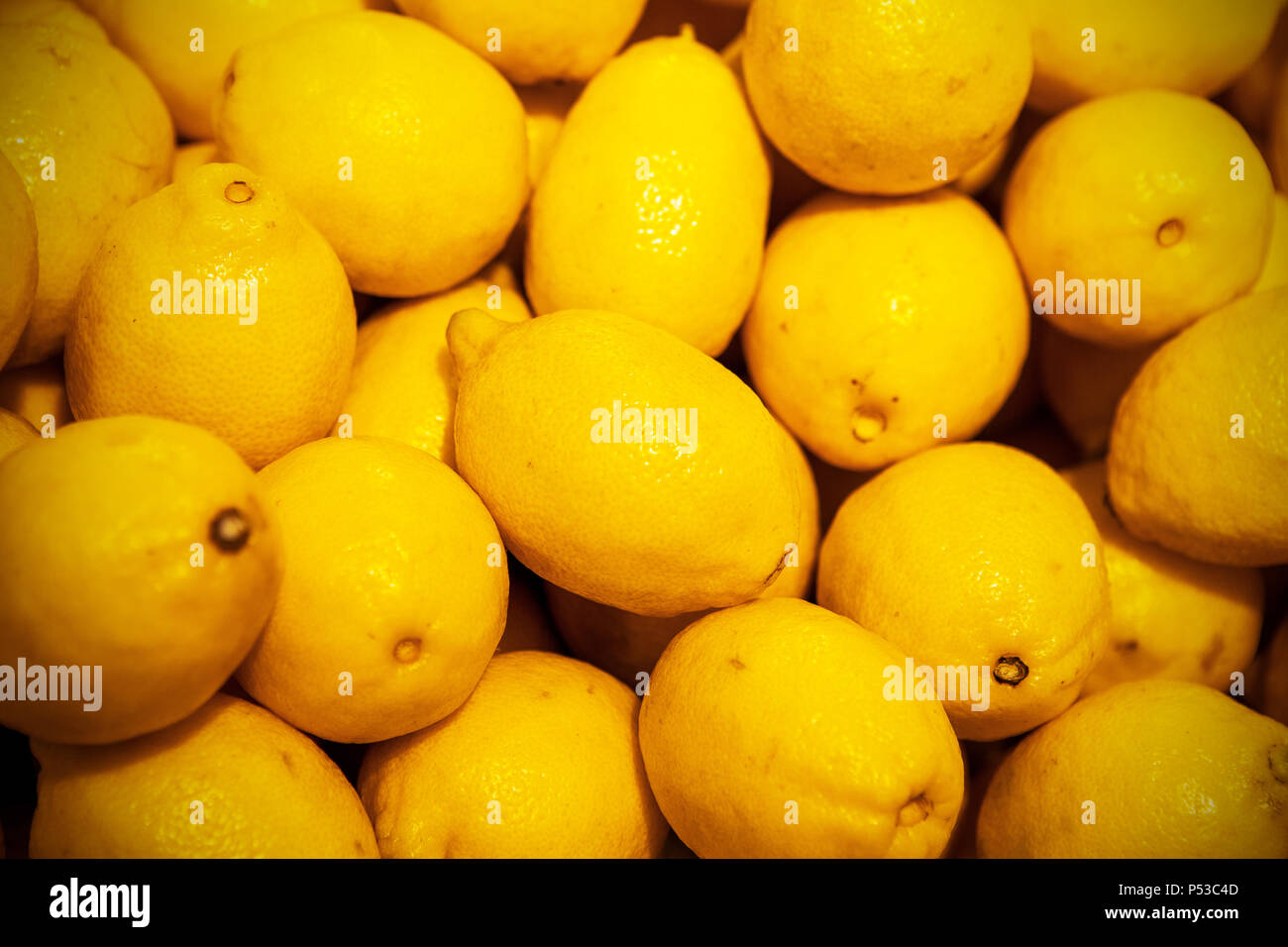 Colorful Display Of Lemons In Market Stock Photo - Alamy