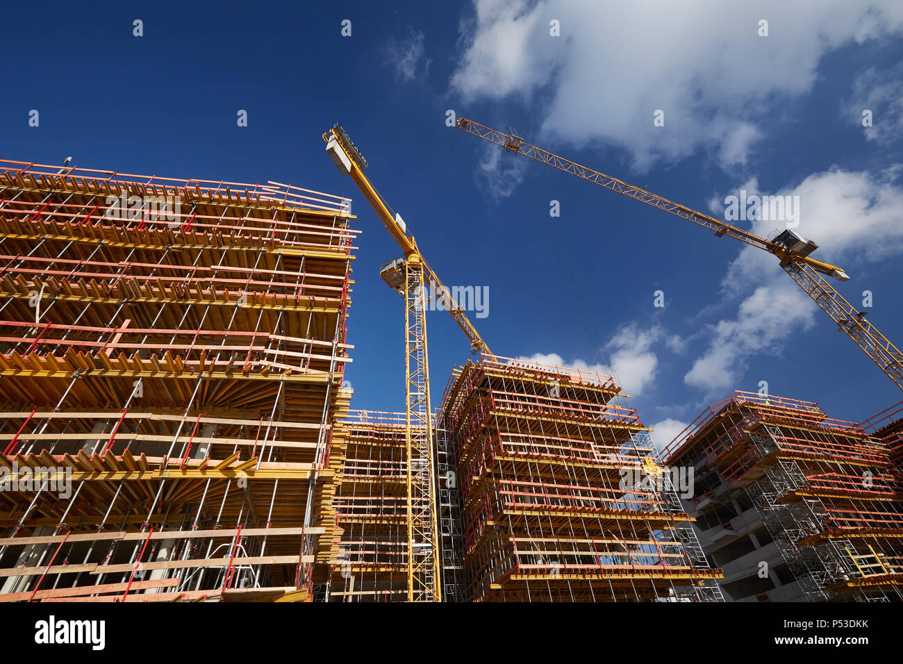 Shuttering work hi-res stock photography and images - Alamy