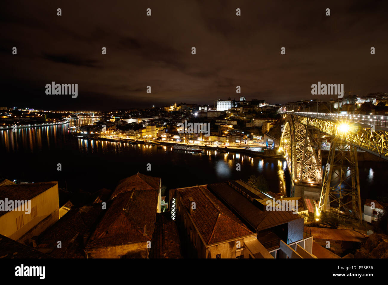 Dom luis ii bridge hi-res stock photography and images - Alamy