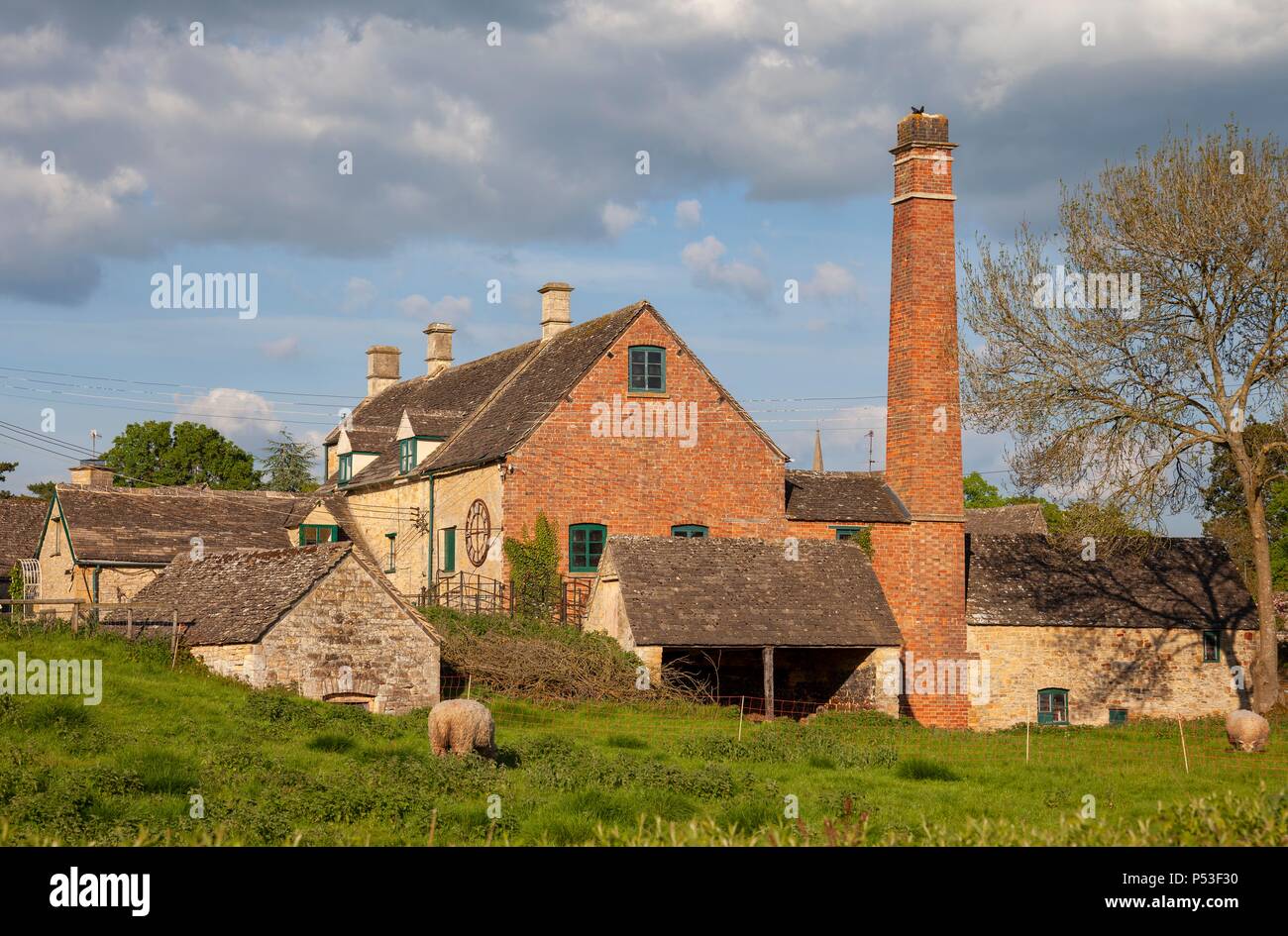 The old mill at Lower Slaughter, Gloucestershire, England Stock Photo ...