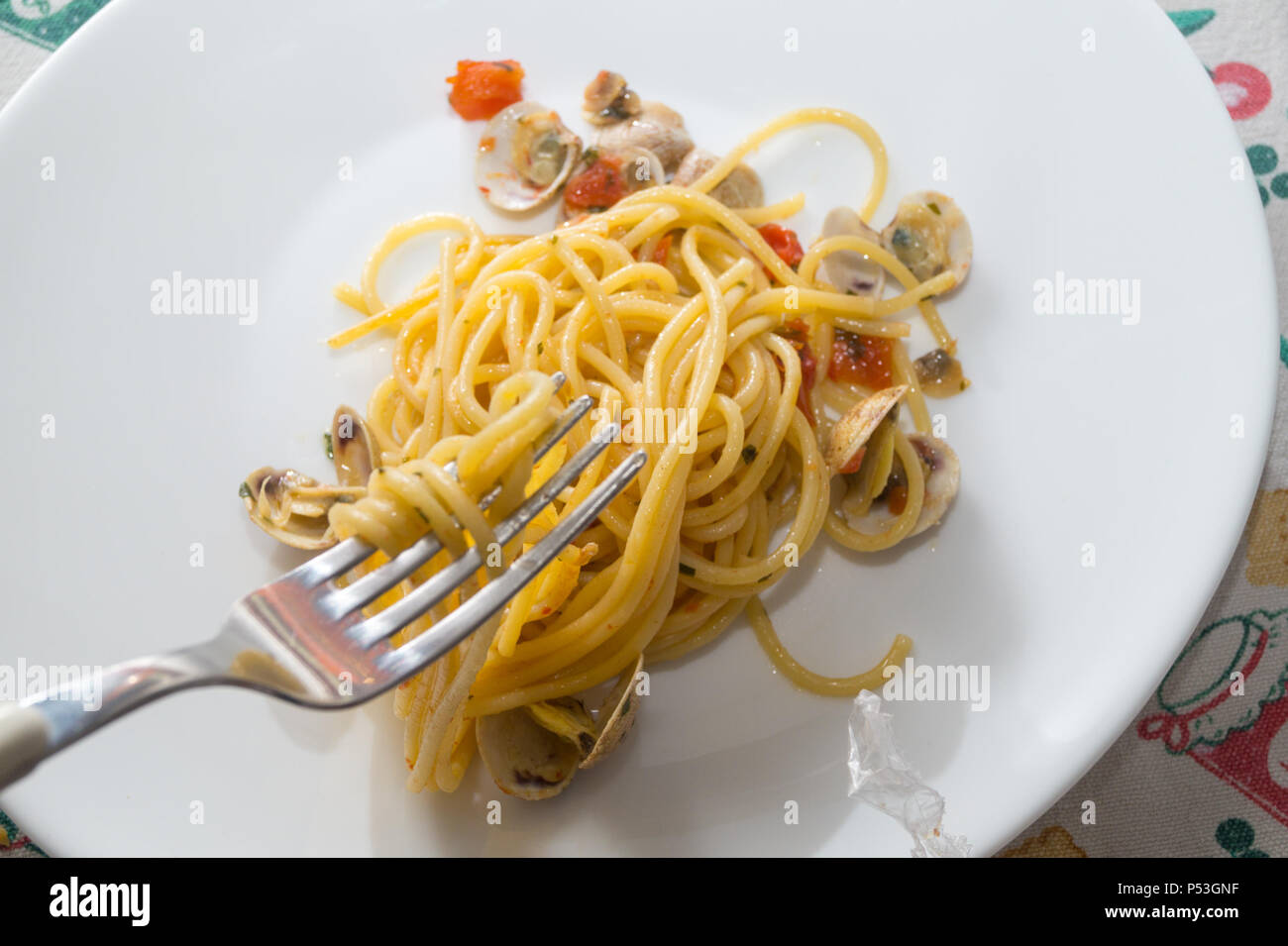 Italian Pasta, Spaghetti in a pot Stock Photo - Alamy